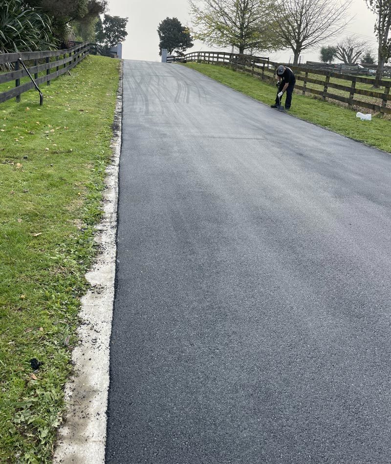 Asphalt Driveways and Patching Cambridge | Bitumen Hot Mix